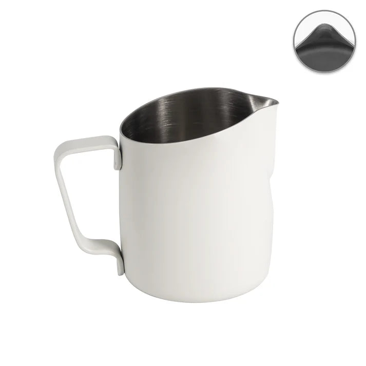 WPM Milk Pitcher # 07 sharp spout - matt white – bohnendealer.coffee