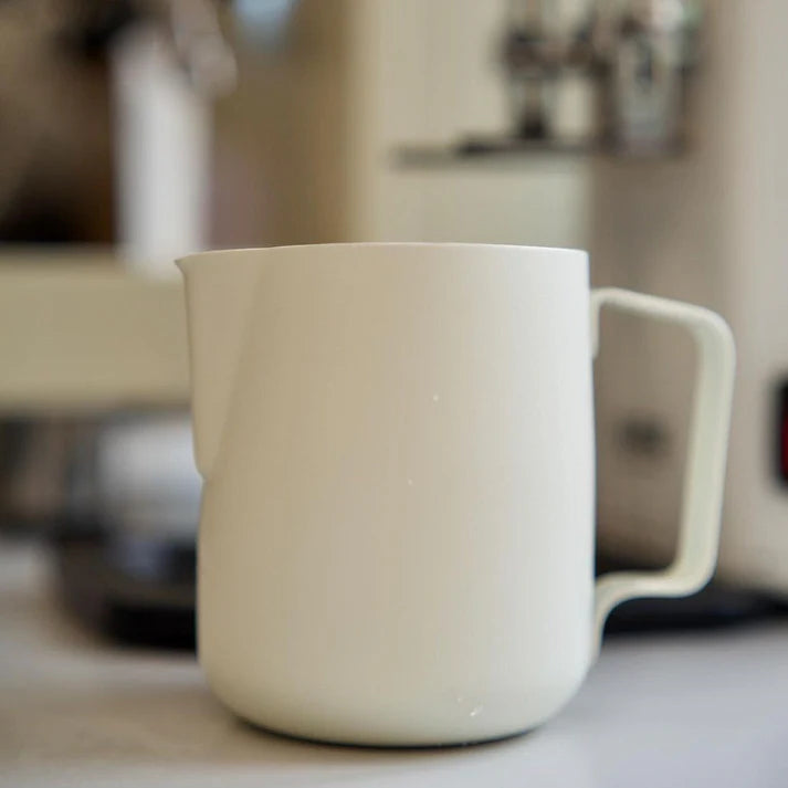 WPM Milk Pitcher # 30 competition - matt white – bohnendealer.coffee
